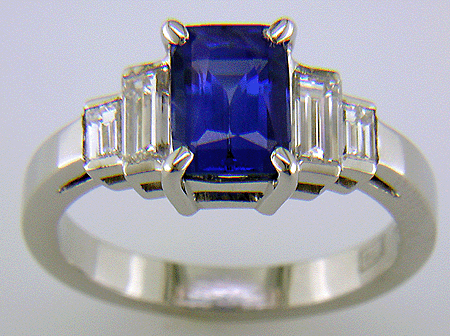 Emerald-Cut Sapphire and Diamond Ring - Bijoux Extraordinaire